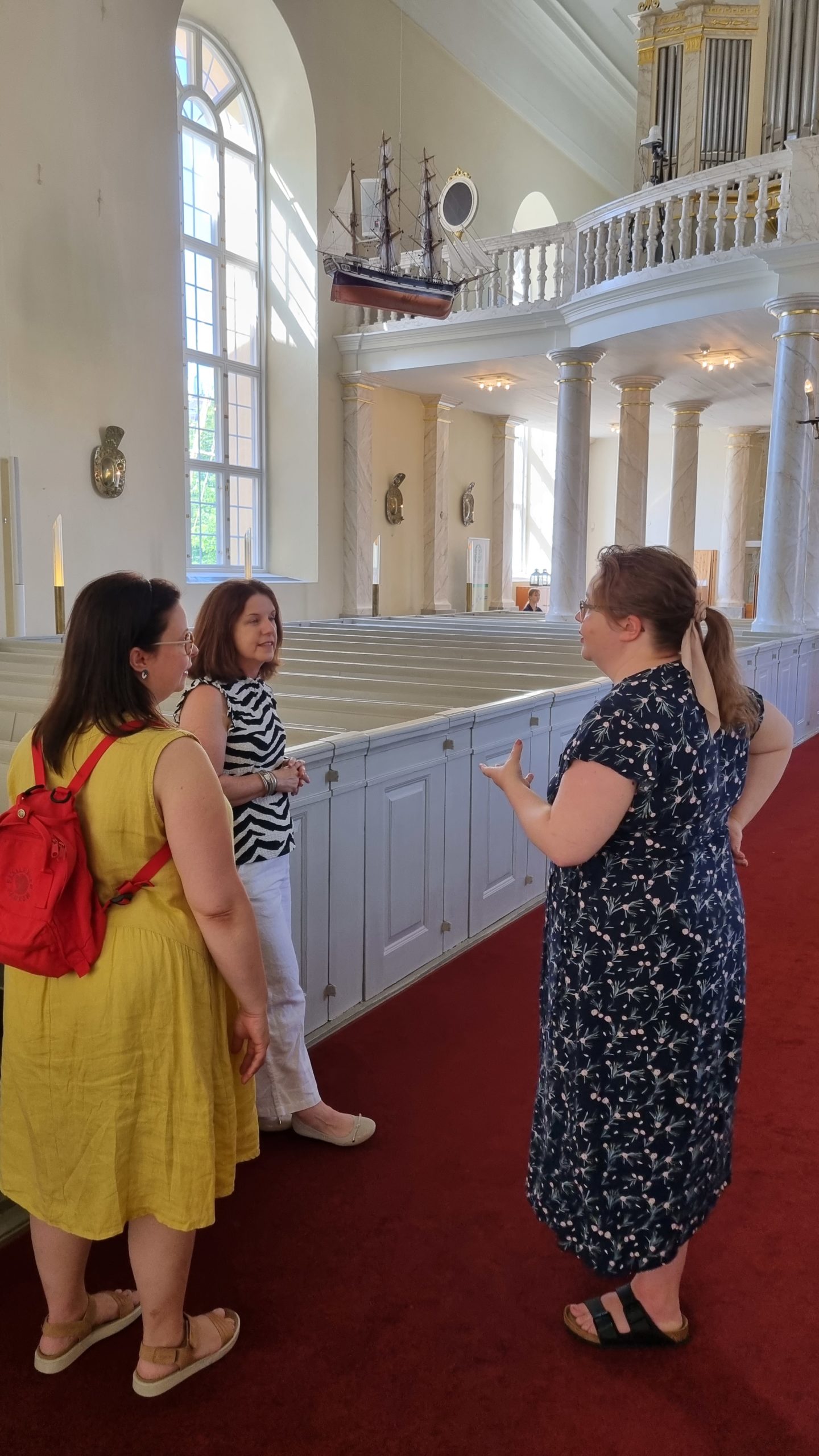 Päivän työ: Opas on myös kuuntelija | Rauhan Tervehdys